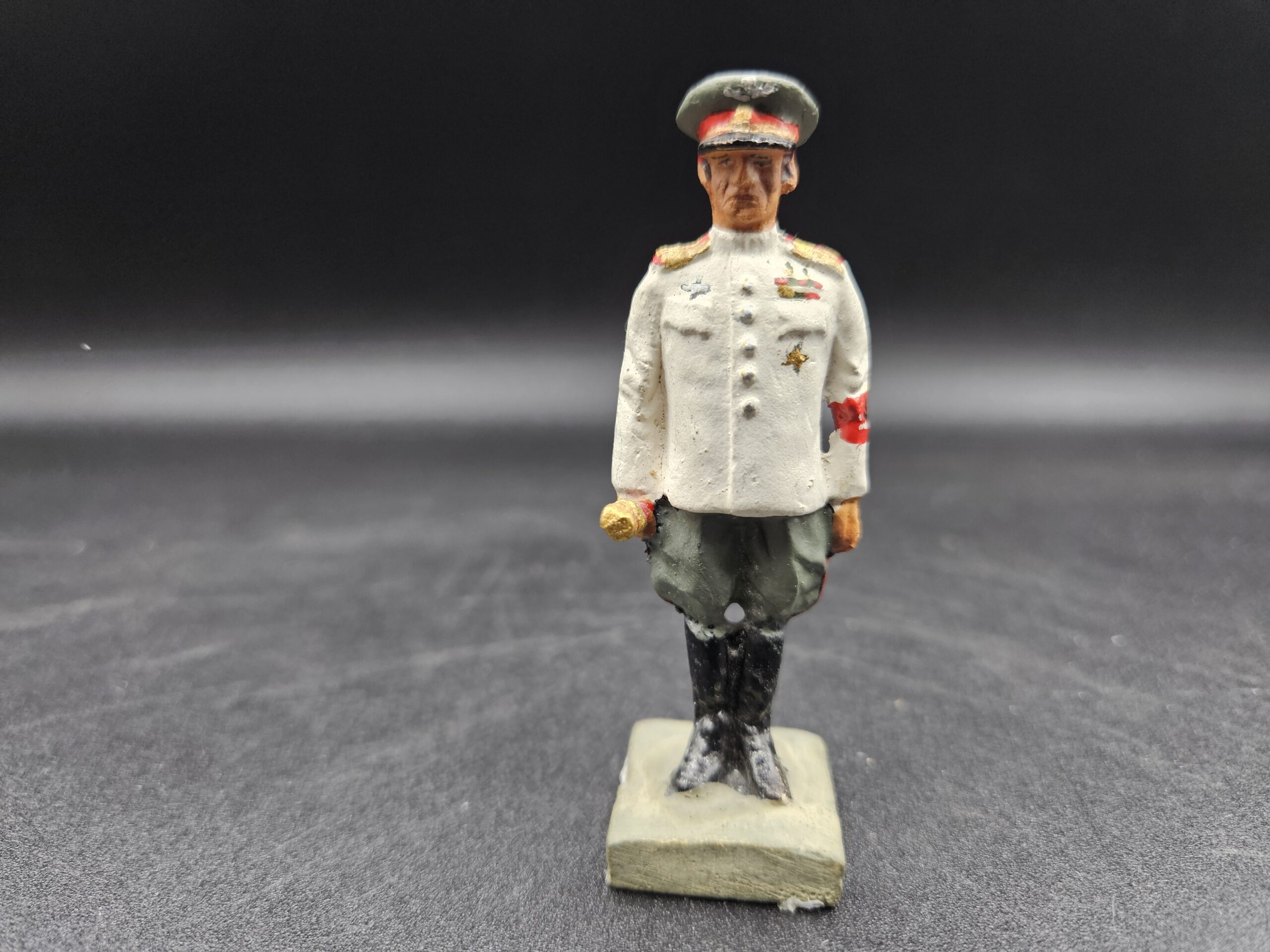 General Feldmarschall in sommeruniform - Karl Häuser