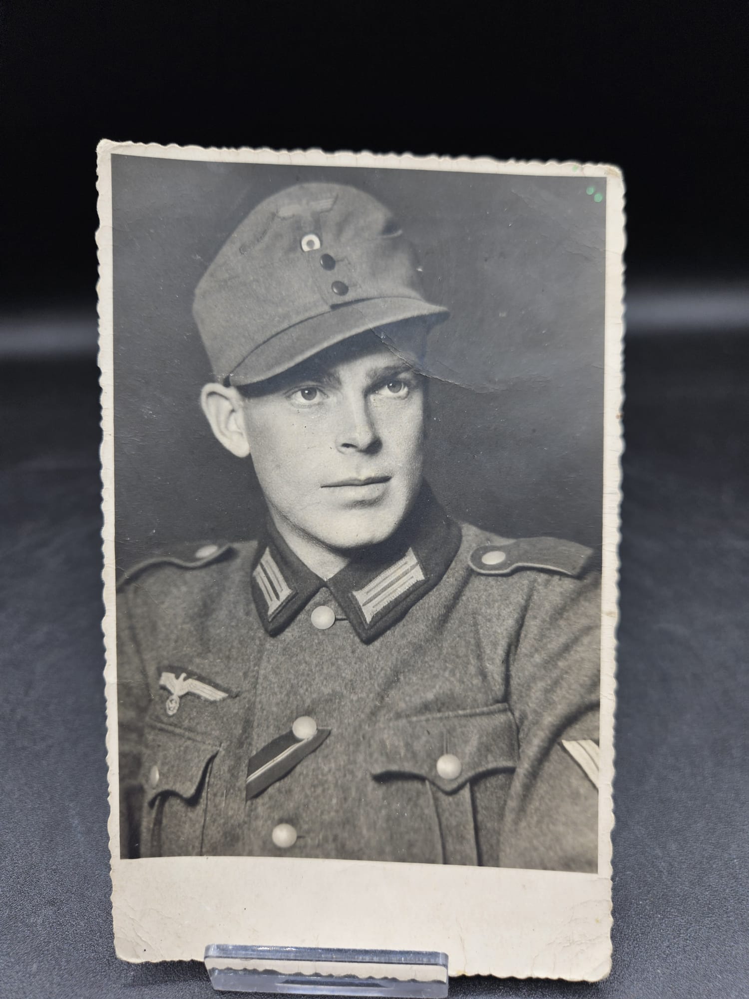Postcard picture of a german soldier in ww2 - ostfront medal - Karl Häuser