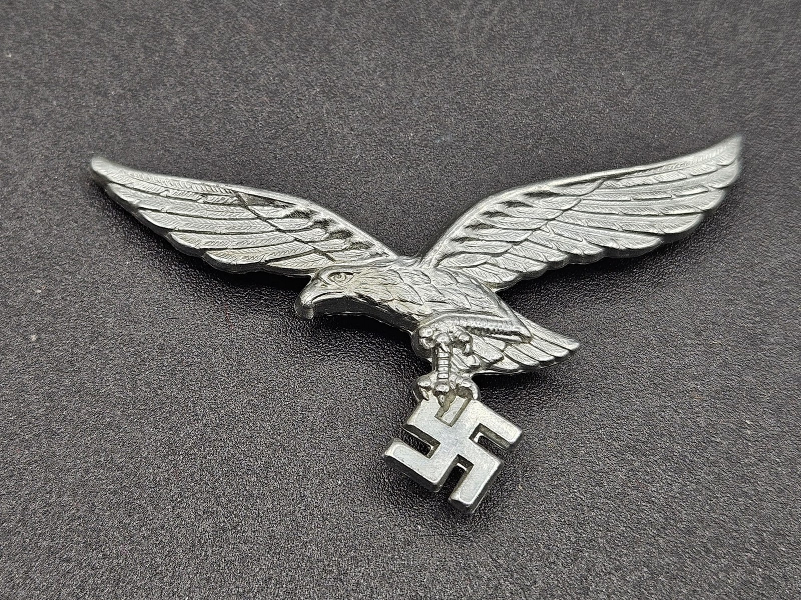 Luftwaffe Schirmmützenadler - Karl Häuser